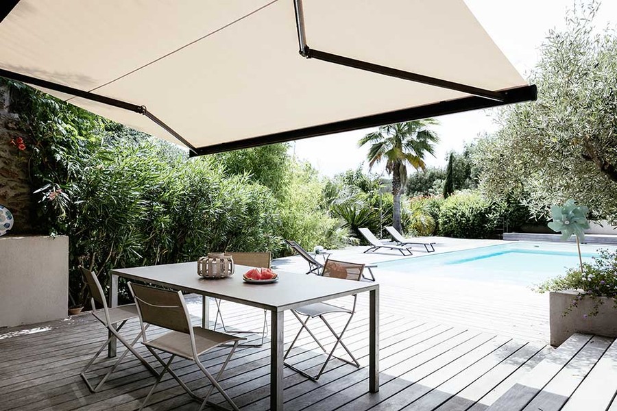 Moteur store terrasse - Installer un moteur sur son store terrasse - Somfy